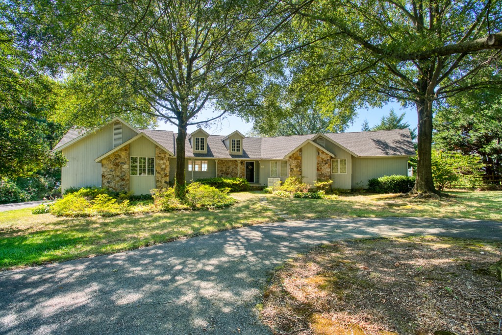 Elk River Waterfront Home | Gunther McClary Waterfront Real Estate ...